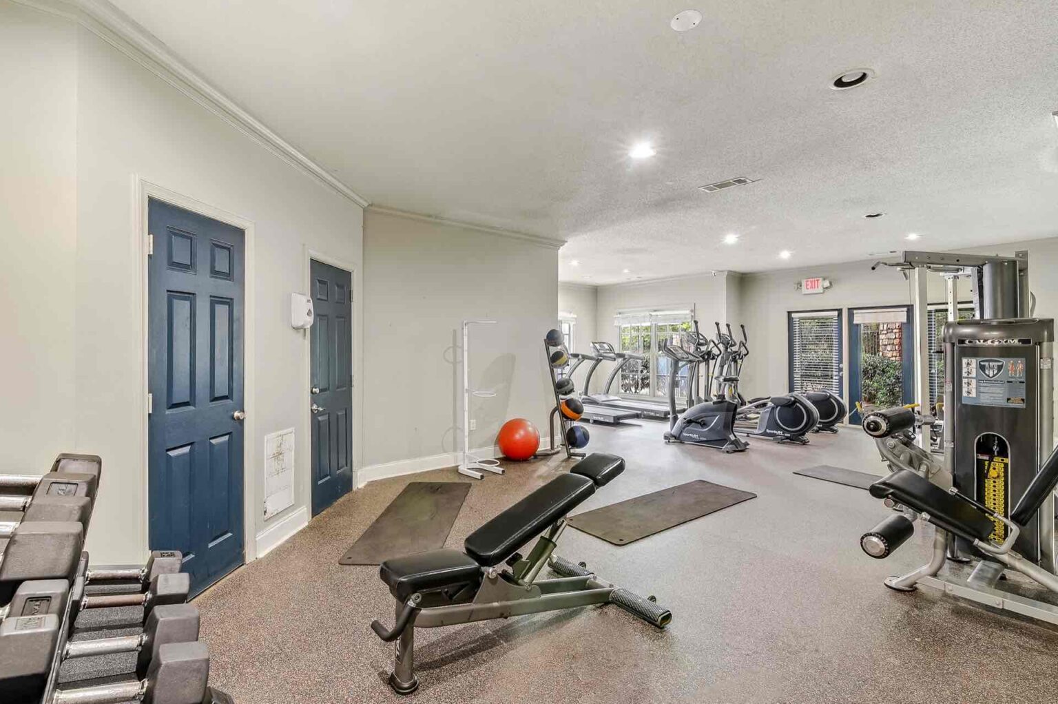 Norcross Apartments | Photo Gallery | Halston Paces Crossing