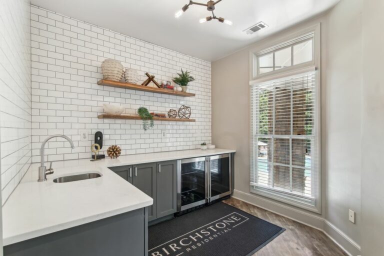 Norcross Apartments | Photo Gallery | Halston Paces Crossing