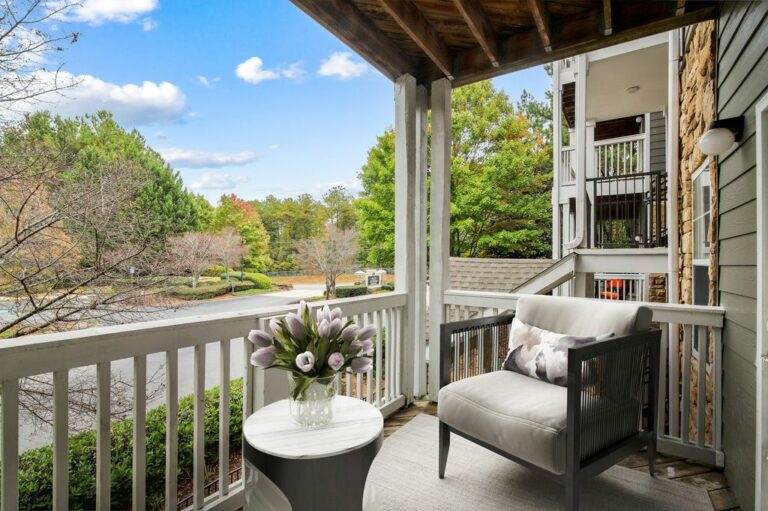 Norcross Apartments | Photo Gallery | Halston Paces Crossing